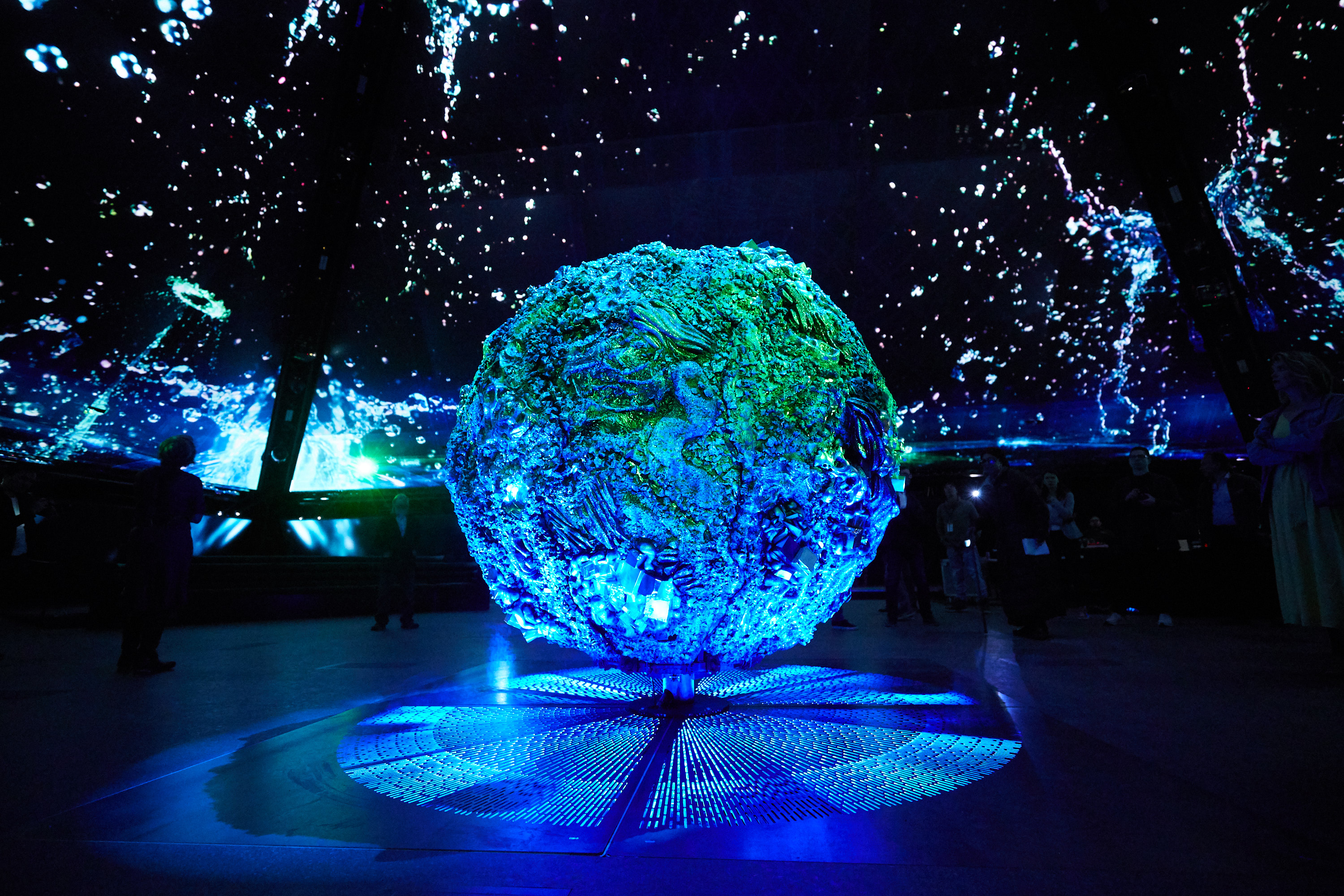 PY1 présente Au-delà des échos | Vieux Port de Montréal